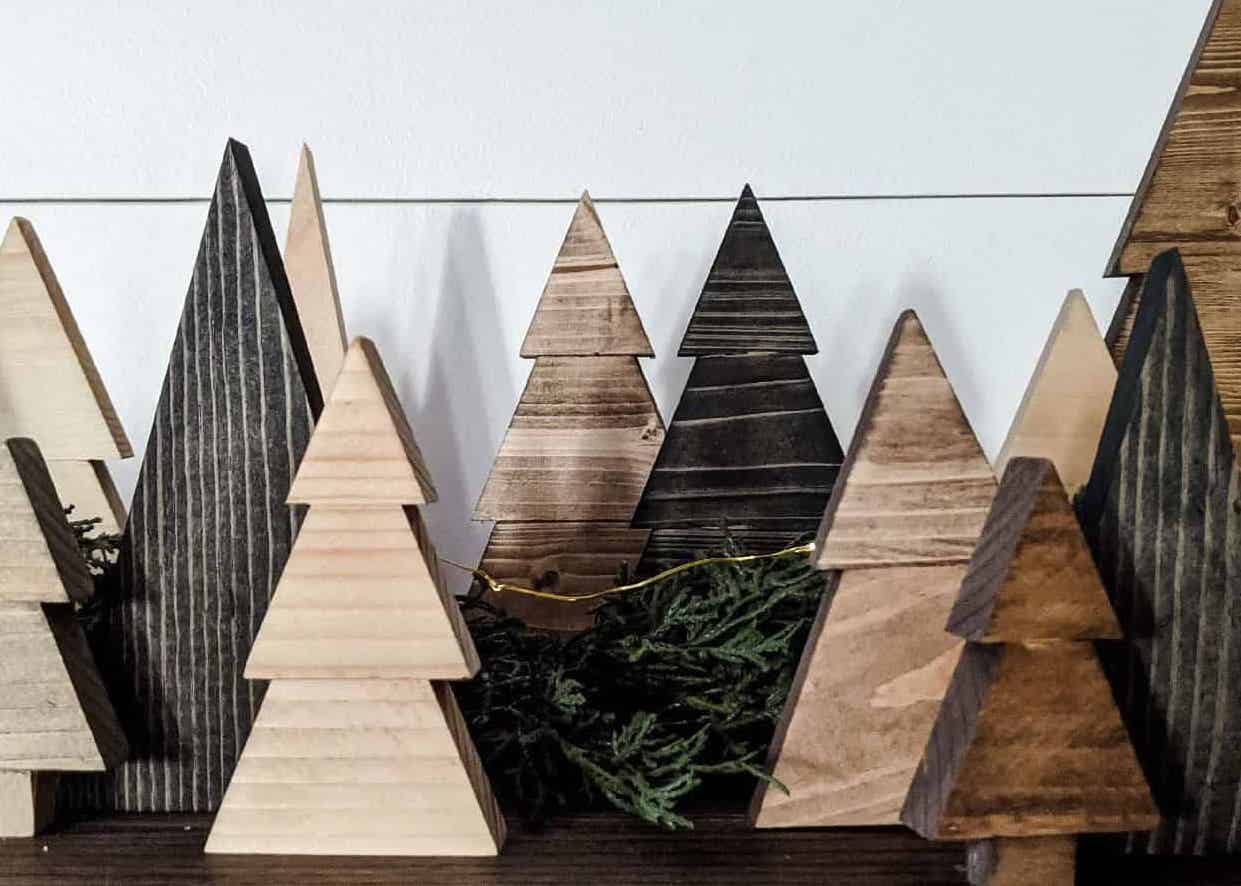 DIY Hardware Store Christmas Decor - DIY Superstore